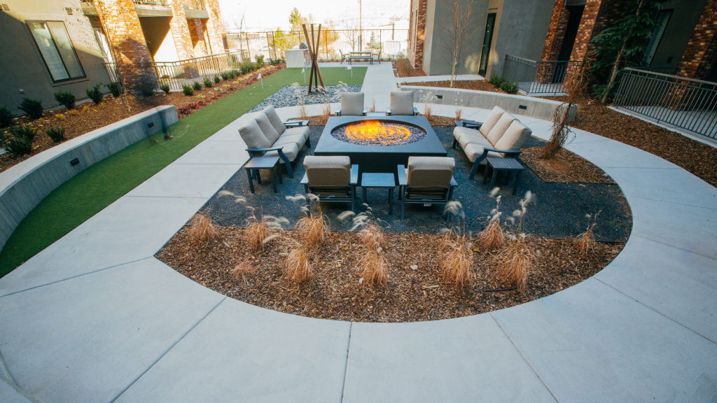 Blending Public and Private Spaces in Urban Architecture